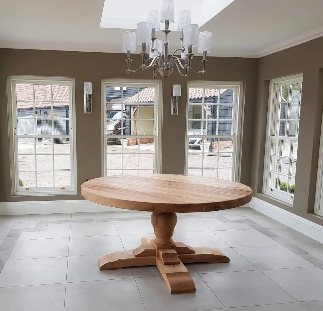 Round/Square Tables – ennis-and-brown